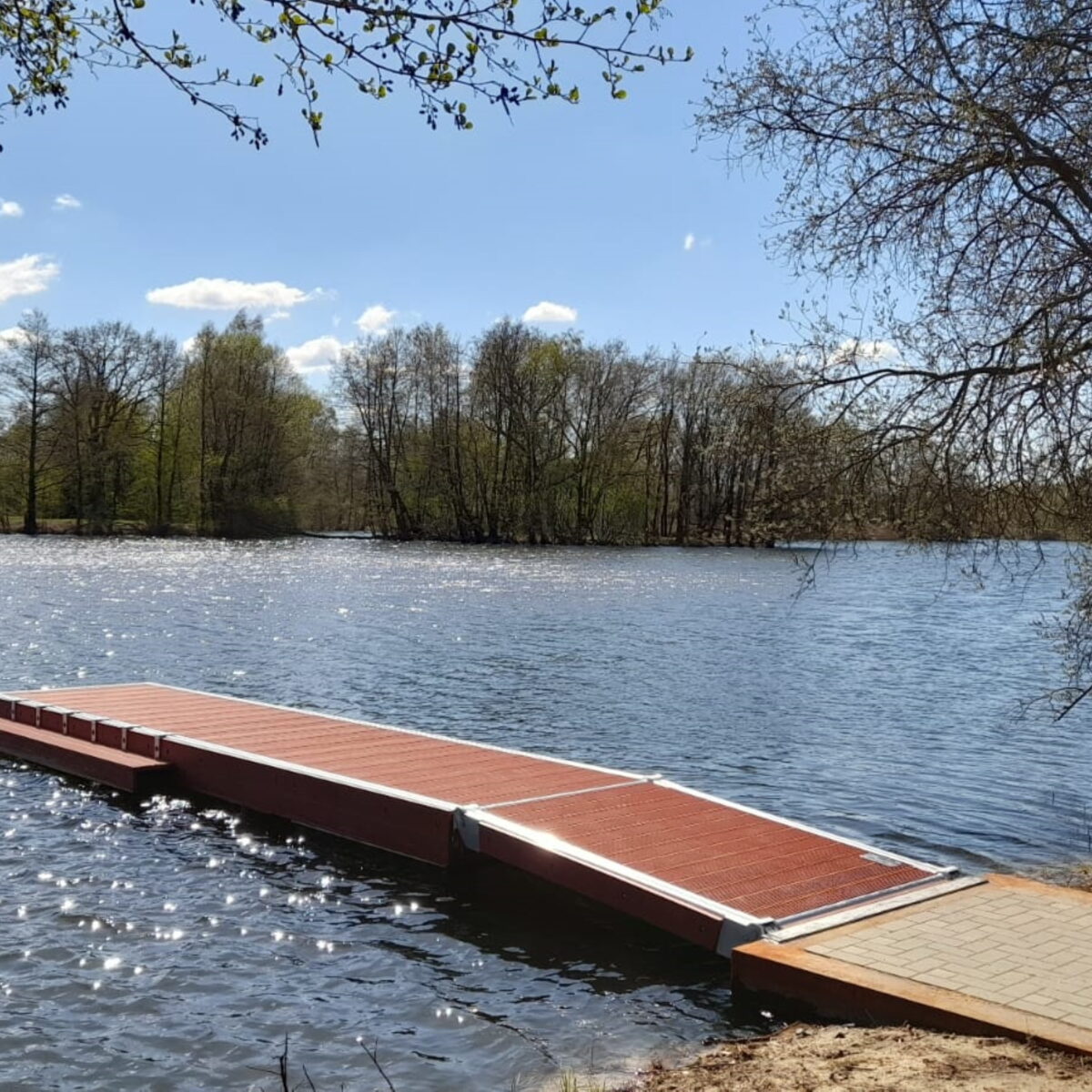 Ruderstege Thielenburger See - Metallbau Rechlin Schwimmsteganlage